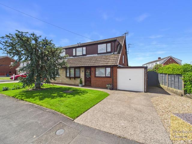 4 bedroom semi detached house for sale
