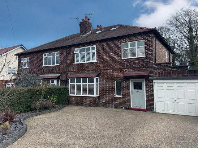 4 bedroom semi detached house for sale