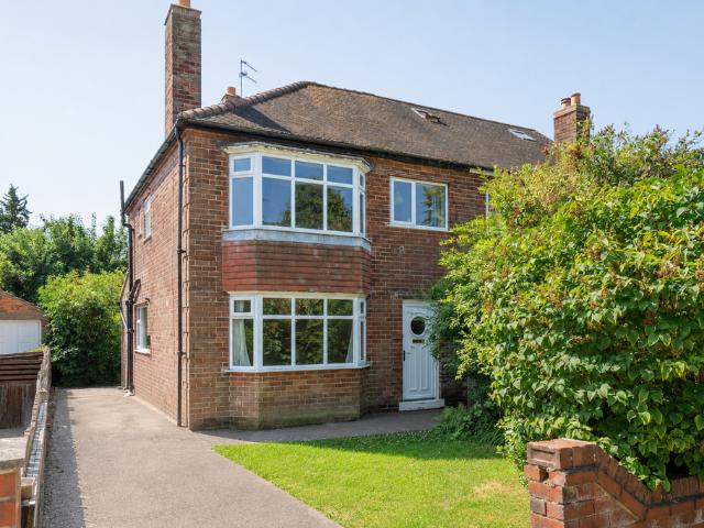 4 bedroom semi detached house for sale