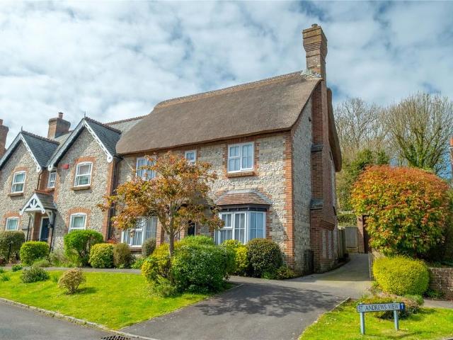 4 bedroom semi detached house for sale
