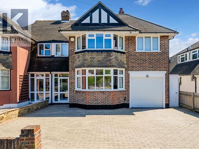 4 bedroom semi detached house for sale