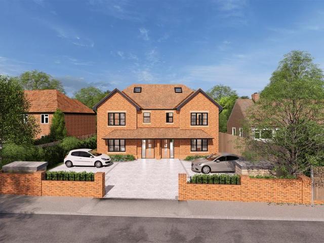 4 bedroom semi detached house for sale