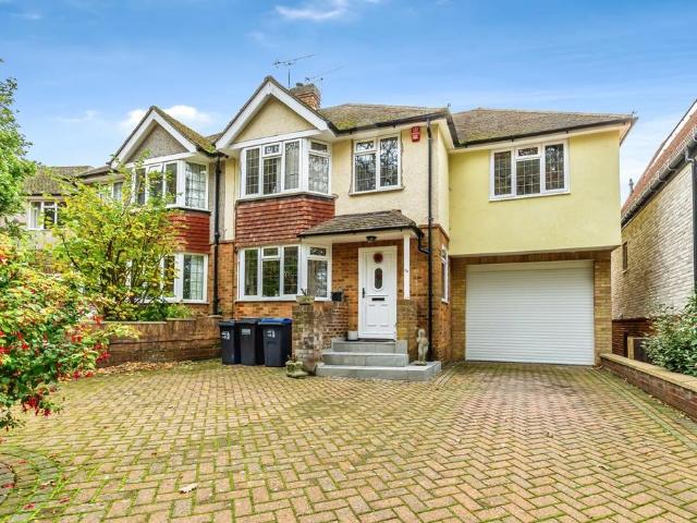 4 bedroom semi detached house for sale