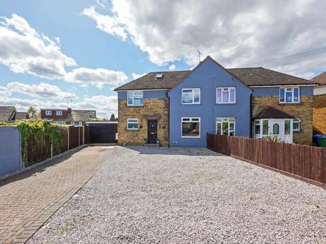 4 bedroom semi detached house for sale