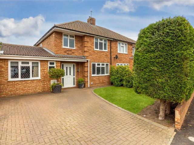 4 bedroom semi detached house for sale