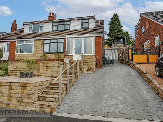 4 bedroom semi detached house for sale