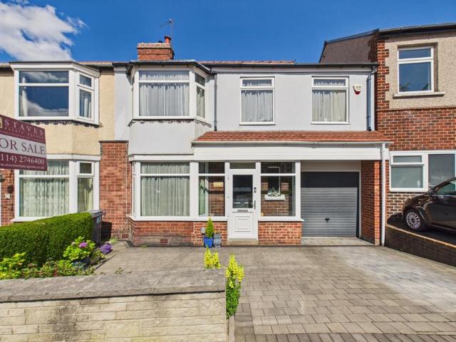 4 bedroom semi detached house for sale