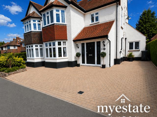 4 bedroom semi detached house for sale