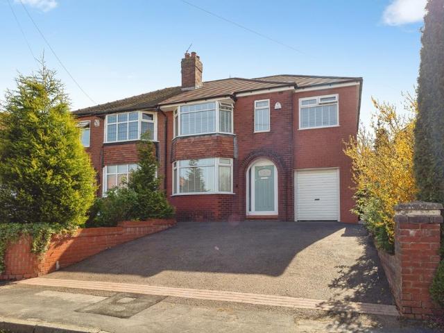 4 bedroom semi detached house for sale
