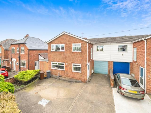 4 bedroom semi detached house for sale