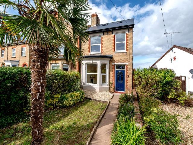 4 bedroom semi detached house for sale