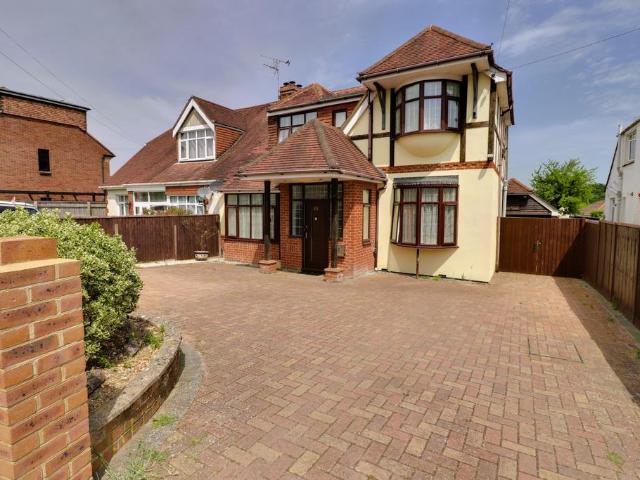 4 bedroom semi detached house for sale