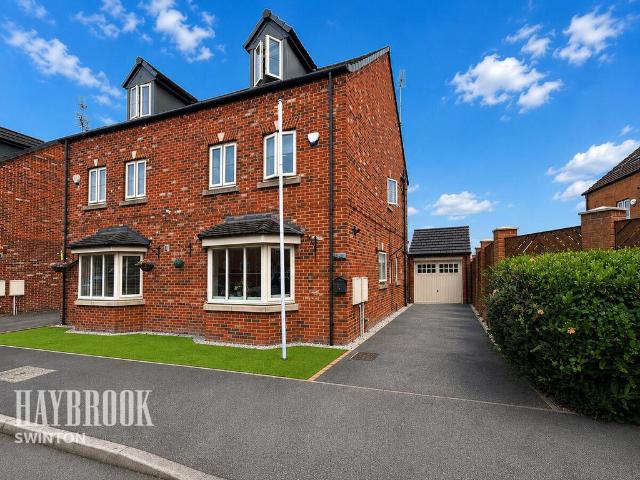4 bedroom semi detached house for sale