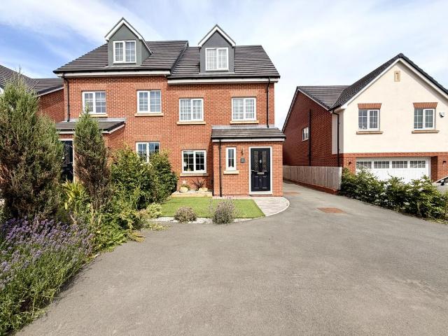 4 bedroom semi detached house for sale