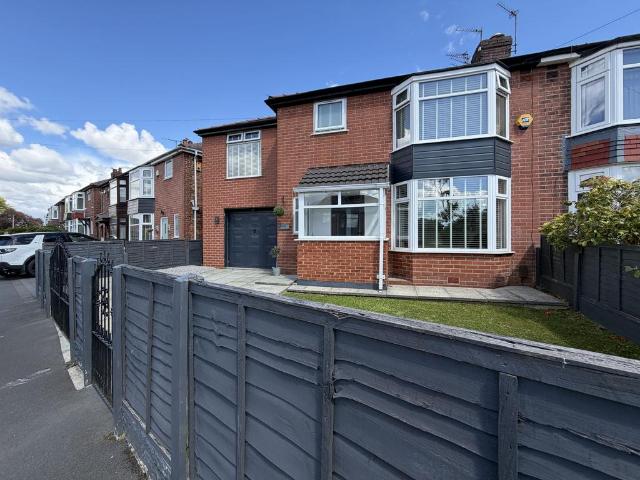 4 bedroom semi detached house for sale