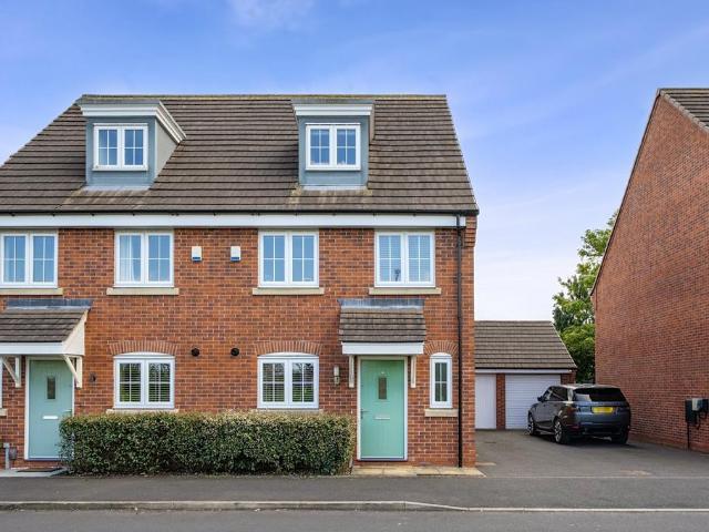 4 bedroom semi detached house for sale
