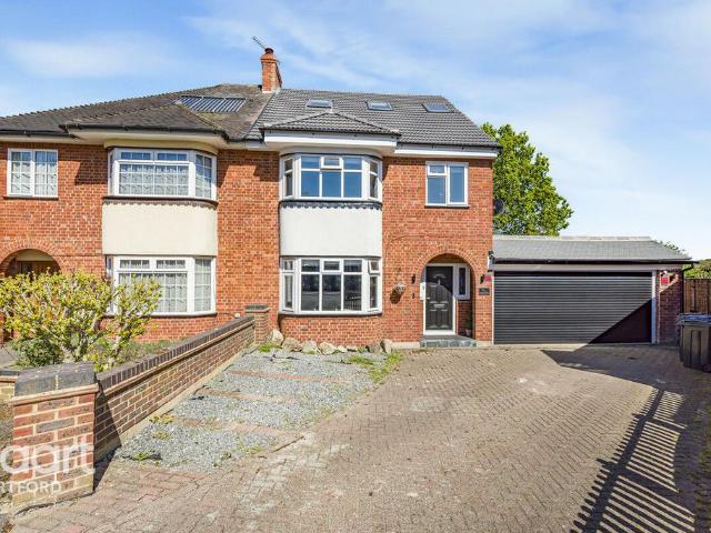 4 bedroom semi detached house for sale