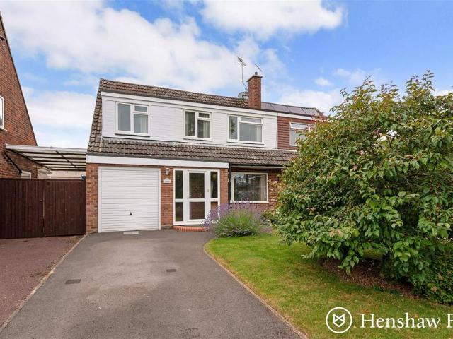 4 bedroom semi detached house for sale