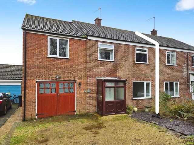 4 bedroom semi detached house for sale
