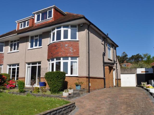 4 bedroom semi detached house for sale