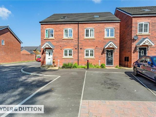 4 bedroom semi detached house for sale