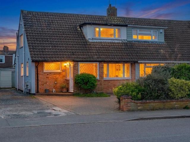 4 bedroom semi detached house for sale