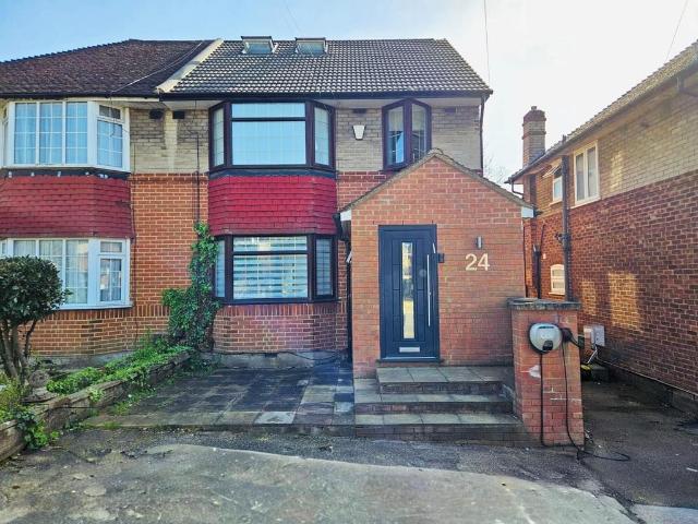 4 bedroom semi detached house for sale
