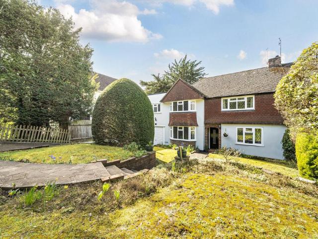 4 bedroom semi detached house for sale
