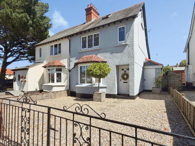 4 bedroom semi detached house for sale