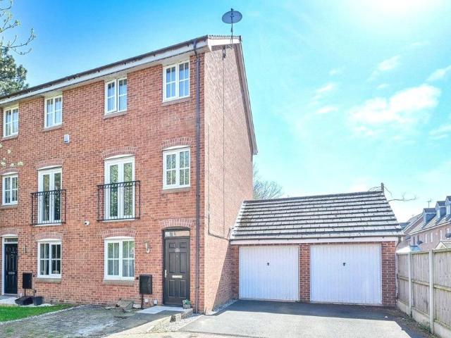 4 bedroom semi detached house for sale