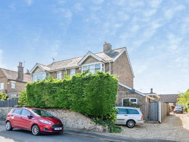 4 bedroom semi detached house for sale
