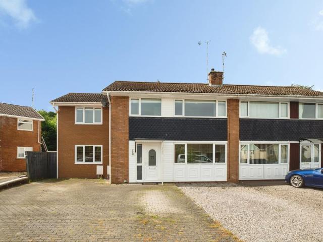4 bedroom semi detached house for sale