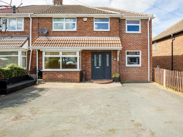 4 bedroom semi detached house for sale