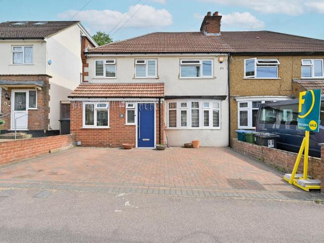 4 bedroom semi detached house for sale