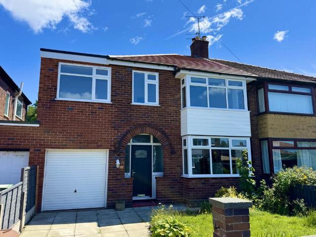 4 bedroom semi detached house for sale