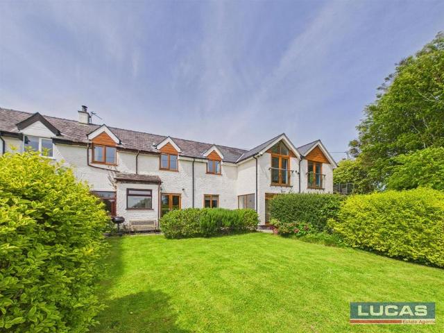 4 bedroom semi detached house for sale