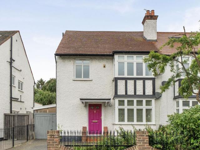 4 bedroom semi detached house for sale