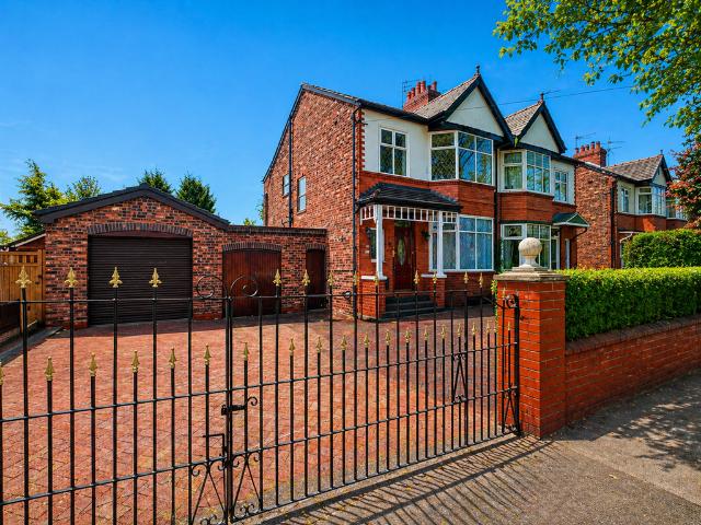 4 bedroom semi detached house for sale