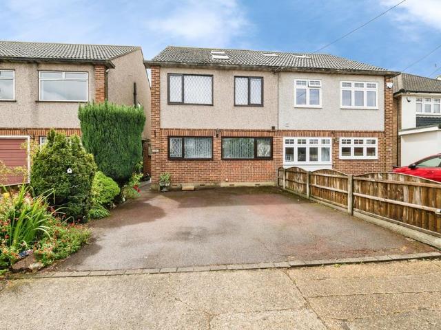 4 bedroom semi detached house for sale