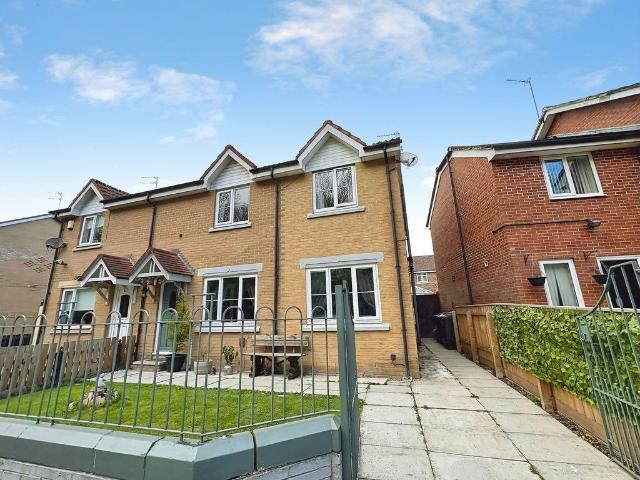 4 bedroom semi detached house for sale
