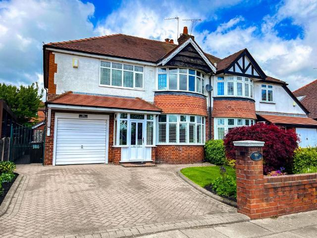 4 bedroom semi detached house for sale