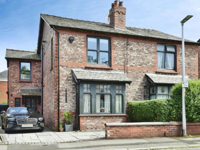 4 bedroom semi detached house for sale