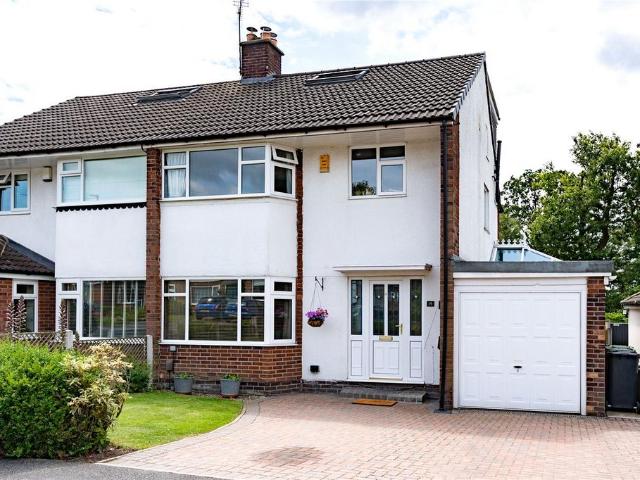 4 bedroom semi detached house for sale