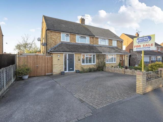 4 bedroom semi detached house for sale