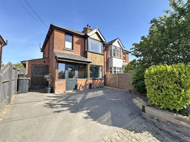 4 bedroom semi detached house for sale
