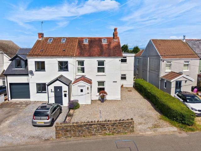 4 bedroom semi detached house for sale