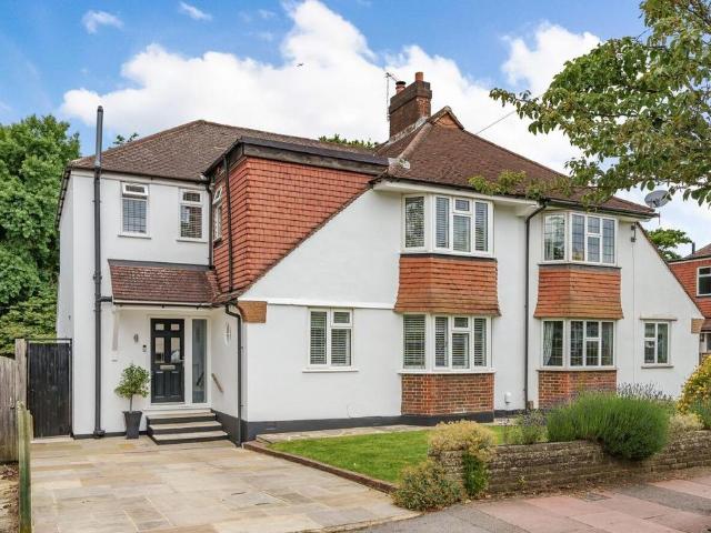 4 bedroom semi detached house for sale