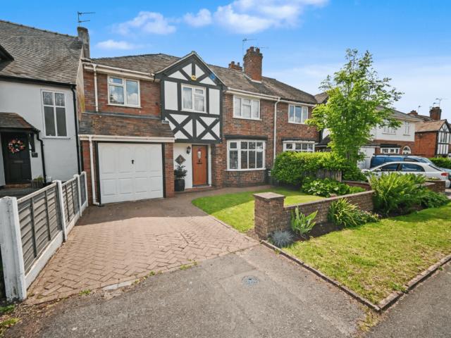 4 bedroom semi detached house for sale