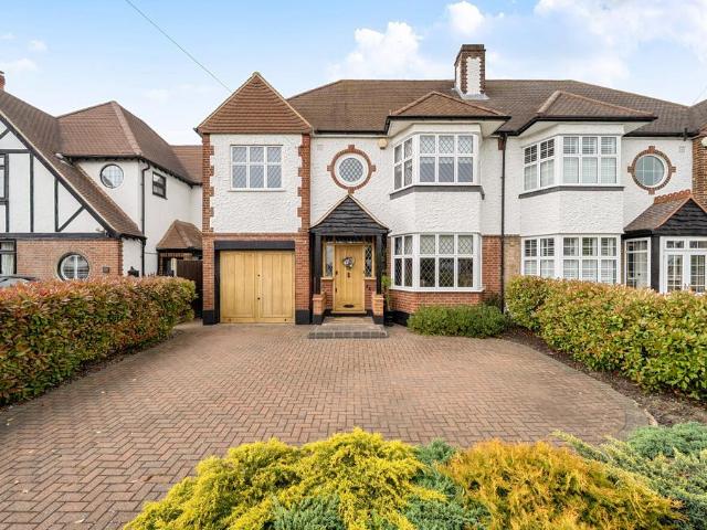 4 bedroom semi detached house for sale