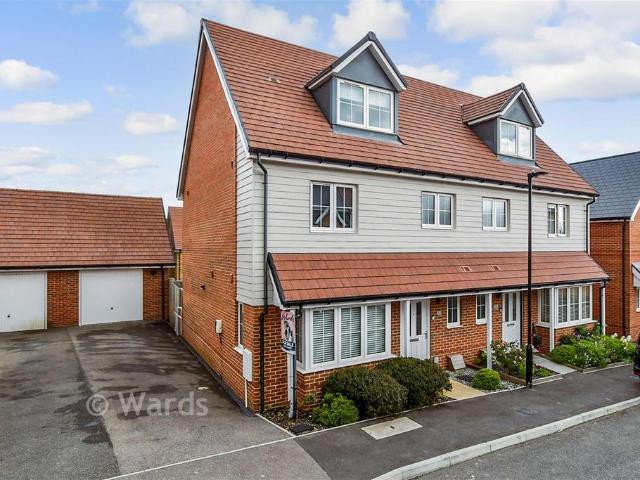 4 bedroom semi detached house for sale